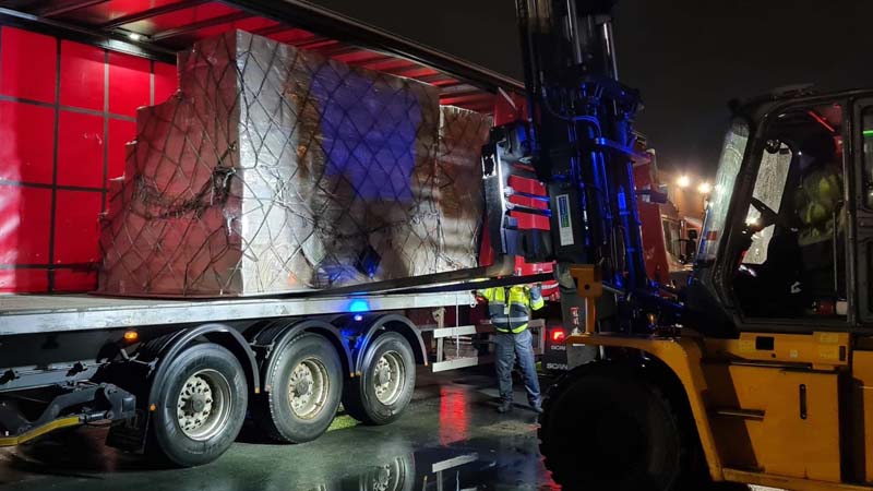 TARGET TRANSPORT (Ireland) delivers Time-Sensitive Fashion Shipments ...
